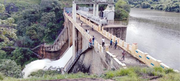 ஐந்து ஆண்டுக்கு பின் நிரம்பிய பரப்பலாறு அணை: குளங்களுக்குச் செல்லும் ...